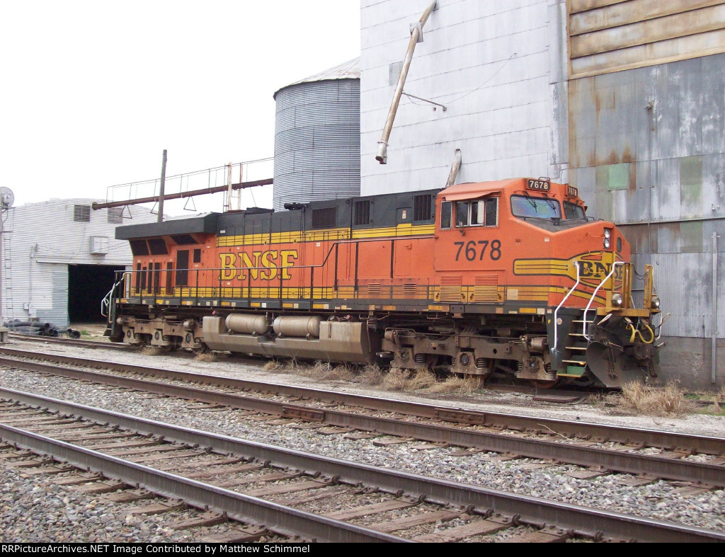 BNSF 7678
